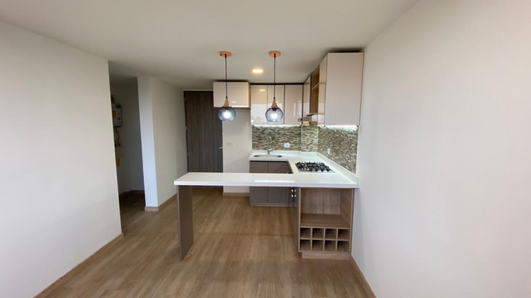 Arriendo Apartamento Park Living Mazuren 1 550 000 Astc